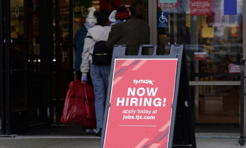 Strong U.S. Jobs Growth Strengthens Case for Higher Interest Rates as ...