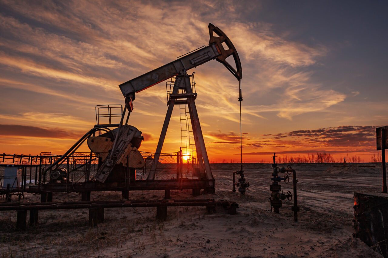 Oil Prices Slip as Hopes of a U.S.-Iran Agreement Calm Market Fears ...