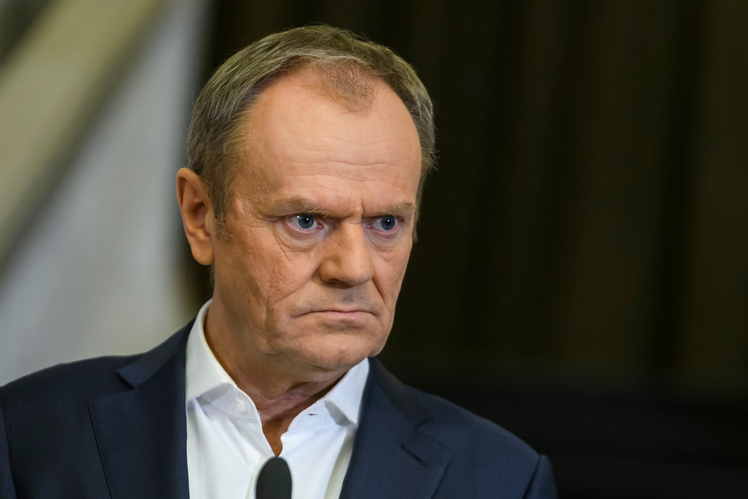 Polish PM Tusk Inspects Eastern Shield Fortifications Along Russian Border – [your]NEWS
