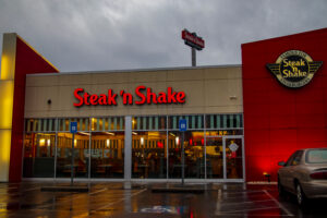 RFK Jr. Commends Steak ‘n Shake for Switching from Seed Oils to Beef ...