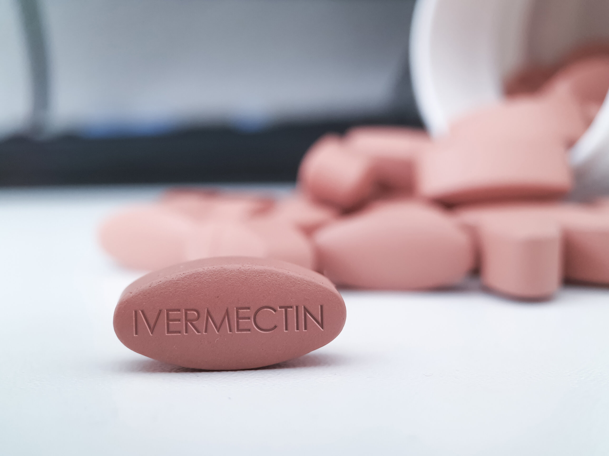 Arkansas Legalizes Over-the-Counter Ivermectin Sales Under New Law Signed by Gov. Sarah Huckabee ...
