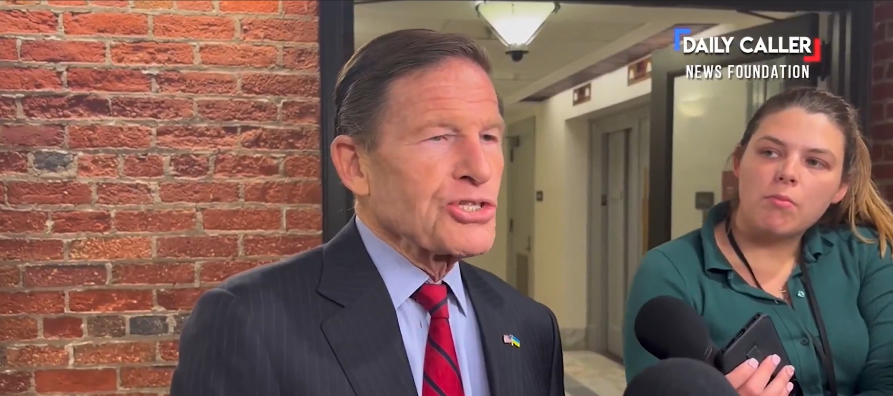 Democrat Senator Asked To Cough Up Evidence Trump Committed ‘Insider ...