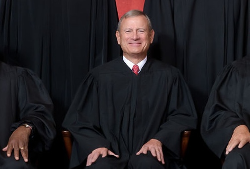 Chief Justice Roberts Temporarily Blocks Orders Requiring DOGE to Release Records – [your]NEWS