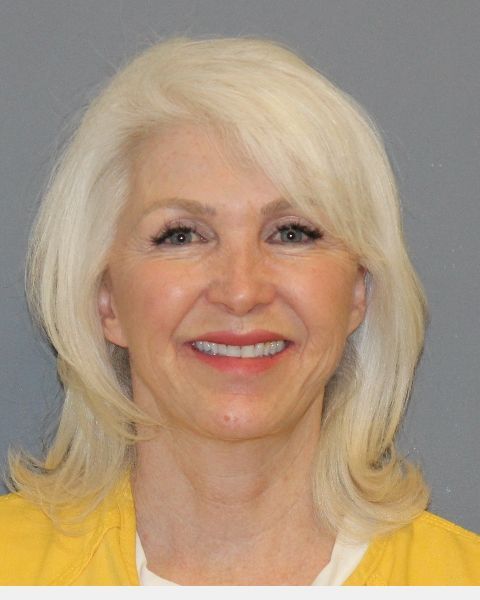 ‘FREE TINA’: Trump Calls for Release of Tina Peters as Colorado Case ...
