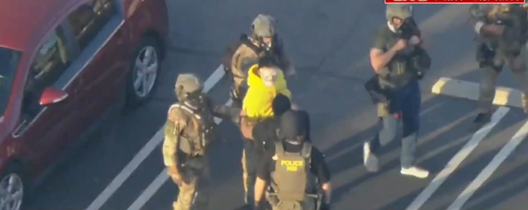 Watch As LA Rioter Is Introduced To Pavement By Homeland Security ...