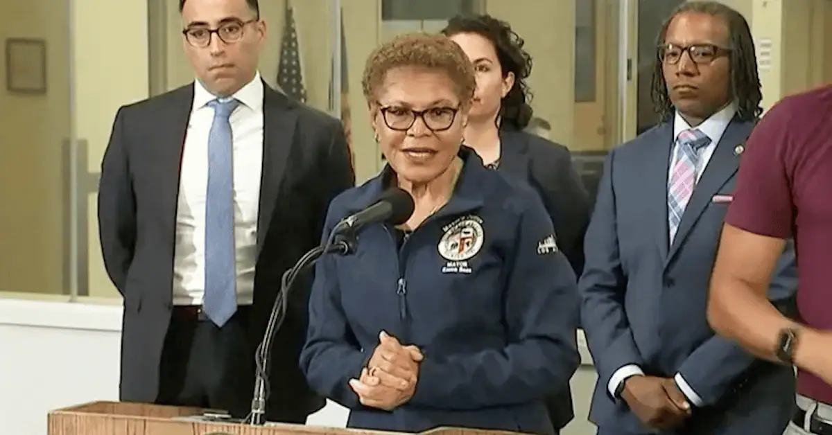 LA Mayor Takes Actions – [your]NEWS