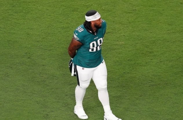 Jalen Carter Ejected After Spitting Incident with Dak Prescott in NFL Season Opener – [your]NEWS