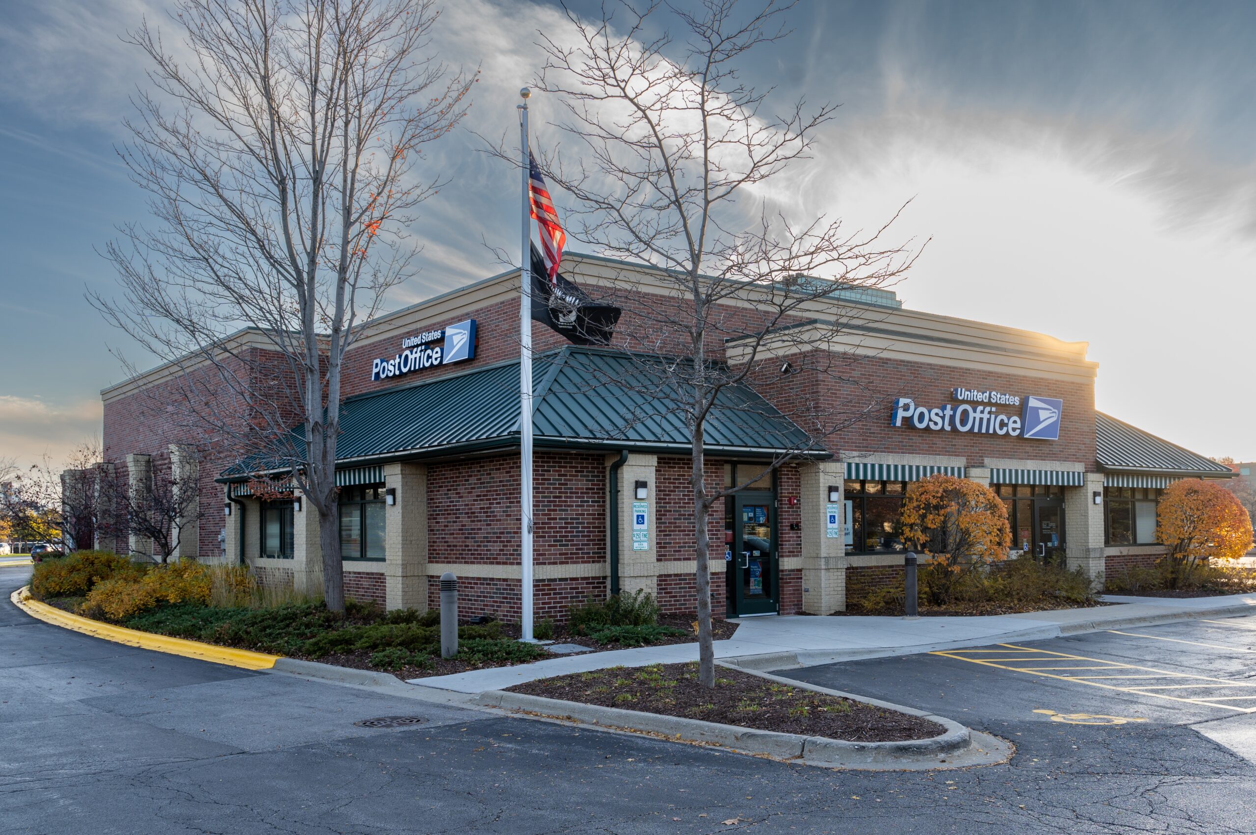 USPS Reports $9 Billion Loss for 2025 Despite $916 Million Revenue ...