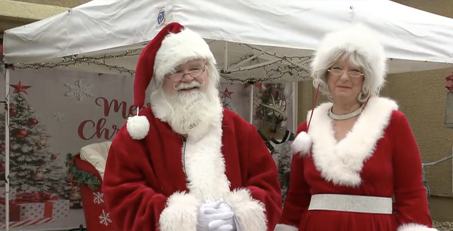 Las Vegas’ Beloved ‘Santa Joe’ Brings 24 Years of Holiday Magic—One ...