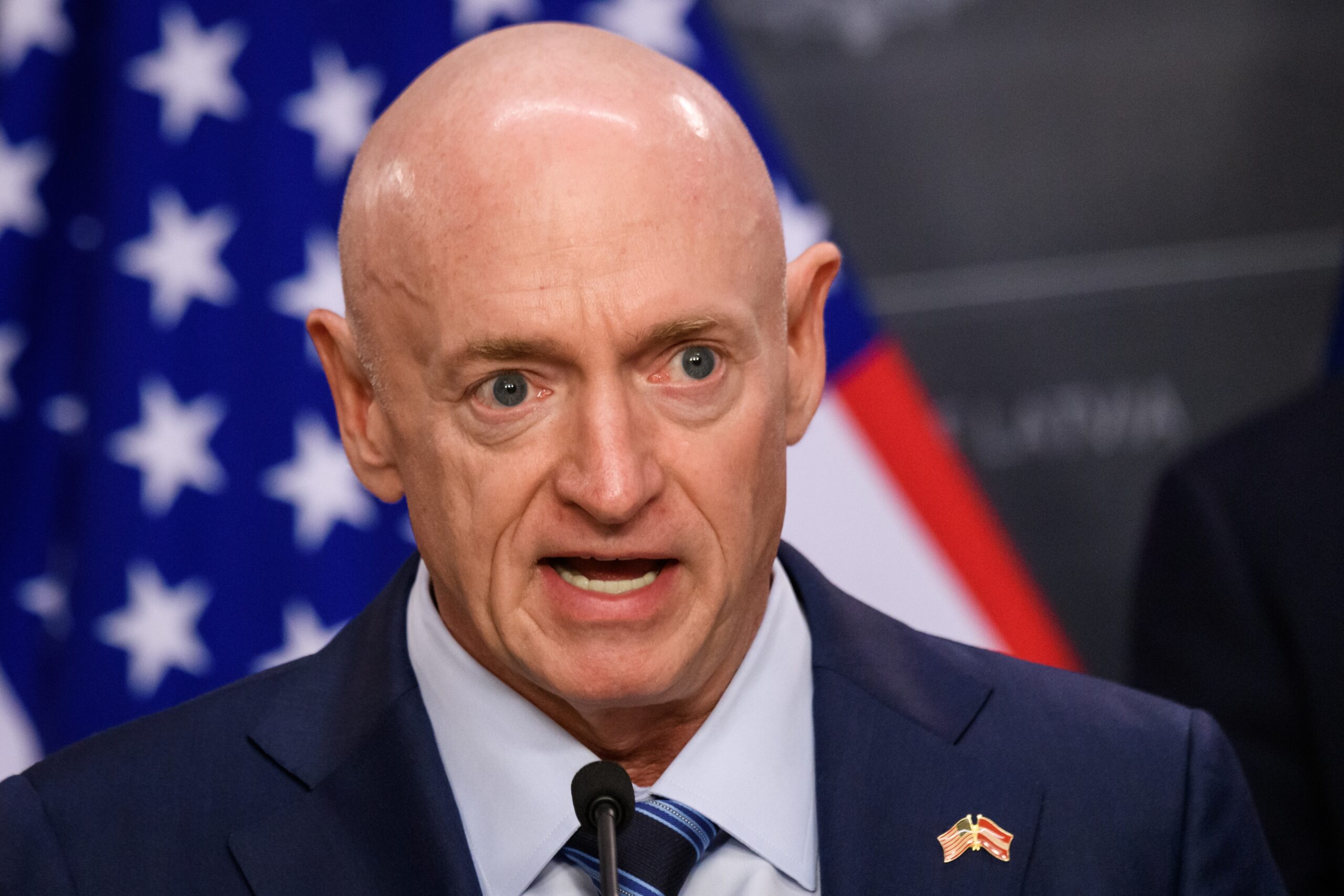 Pentagon Elevates Probe Into Sen. Mark Kelly Over Alleged Misconduct ...