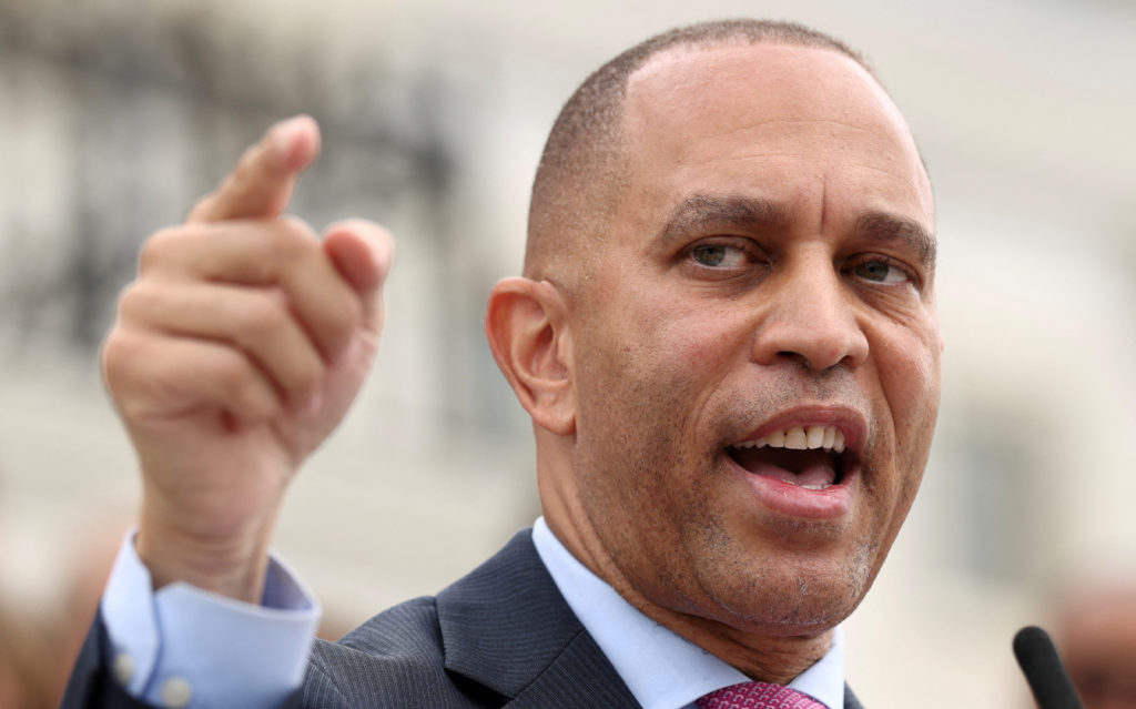 HAKEEM JEFFRIES IS FUMING After the Supreme Court Handed Republicans a ...