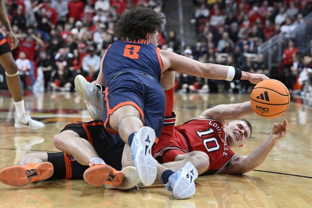 No. 16 Virginia starts fast, holds off No. 20 Louisville – [your]NEWS