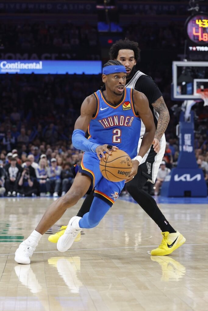Shai Gilgeous-Alexander’s 3rd-quarter outburst lifts Thunder over Spurs ...