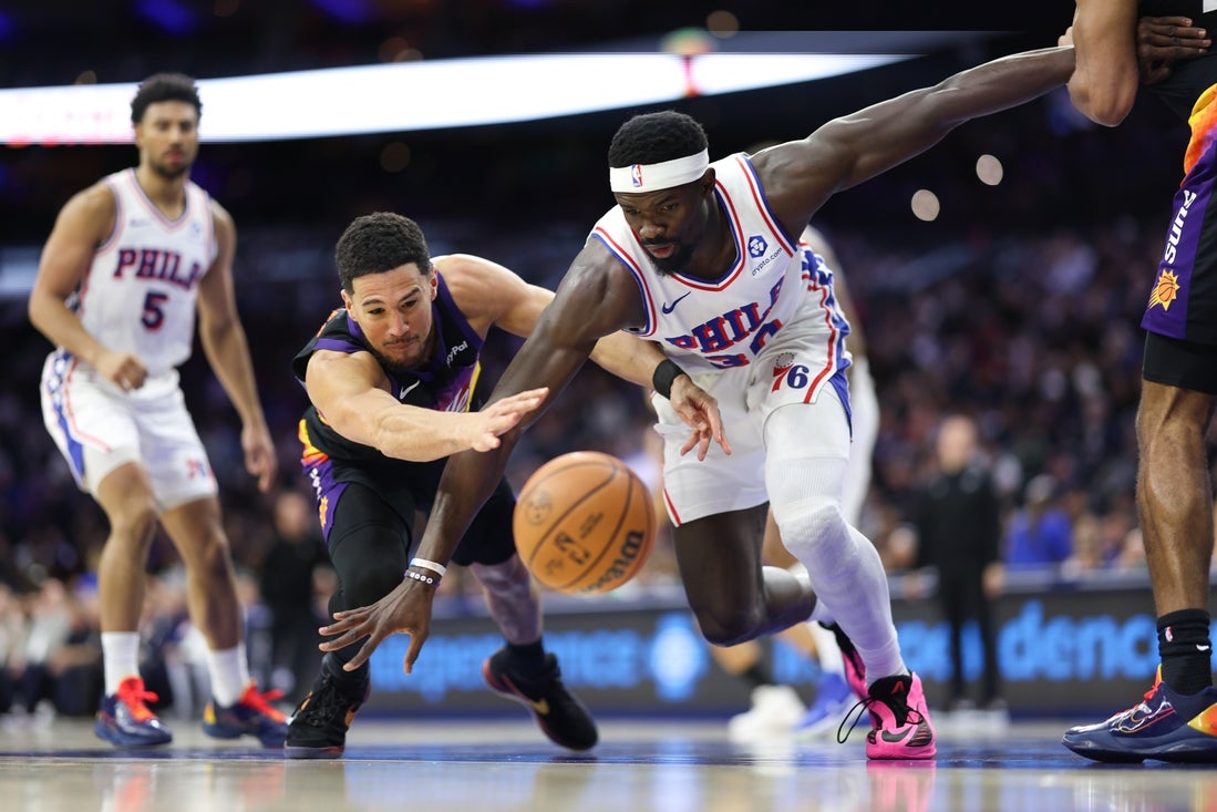 Devin Booker scores 27 as Suns hold off 76ers – [your]NEWS