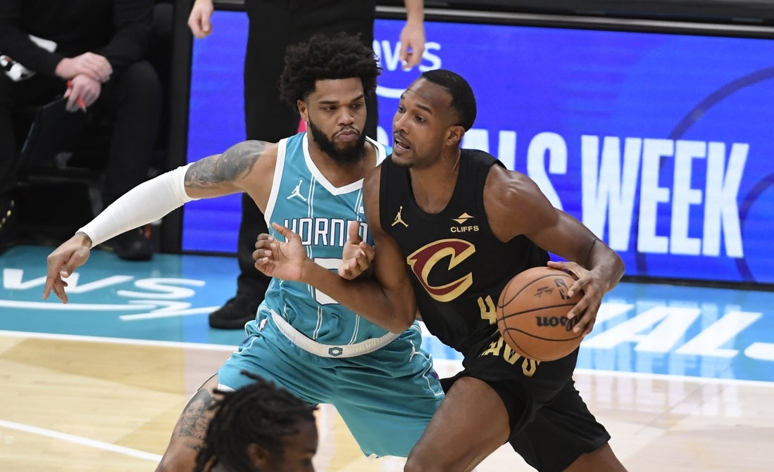 Defense leads the way in Cavaliers’ defeat of Hornets – [your]NEWS