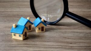 Real-Estate Appraisal Bias: New AI Models Downgrade Older Neighborhoods ...