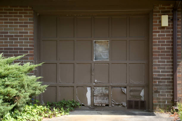 Signs Your Garage Door Needs an Urgent Tune-Up from Garage Door On ...