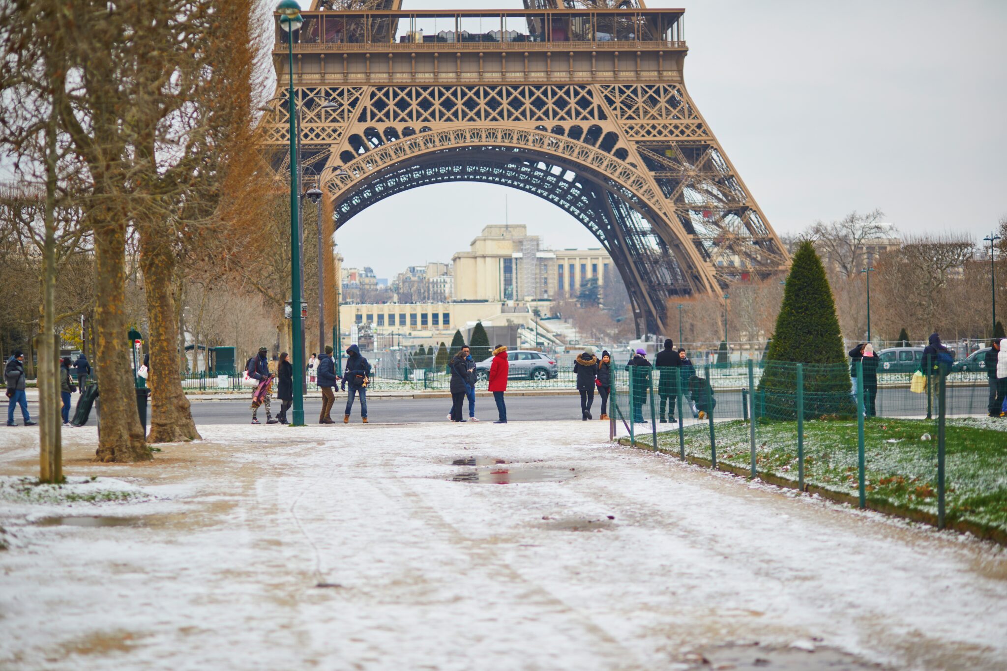 France Records More Deaths Than Births for First Time Since World War ...