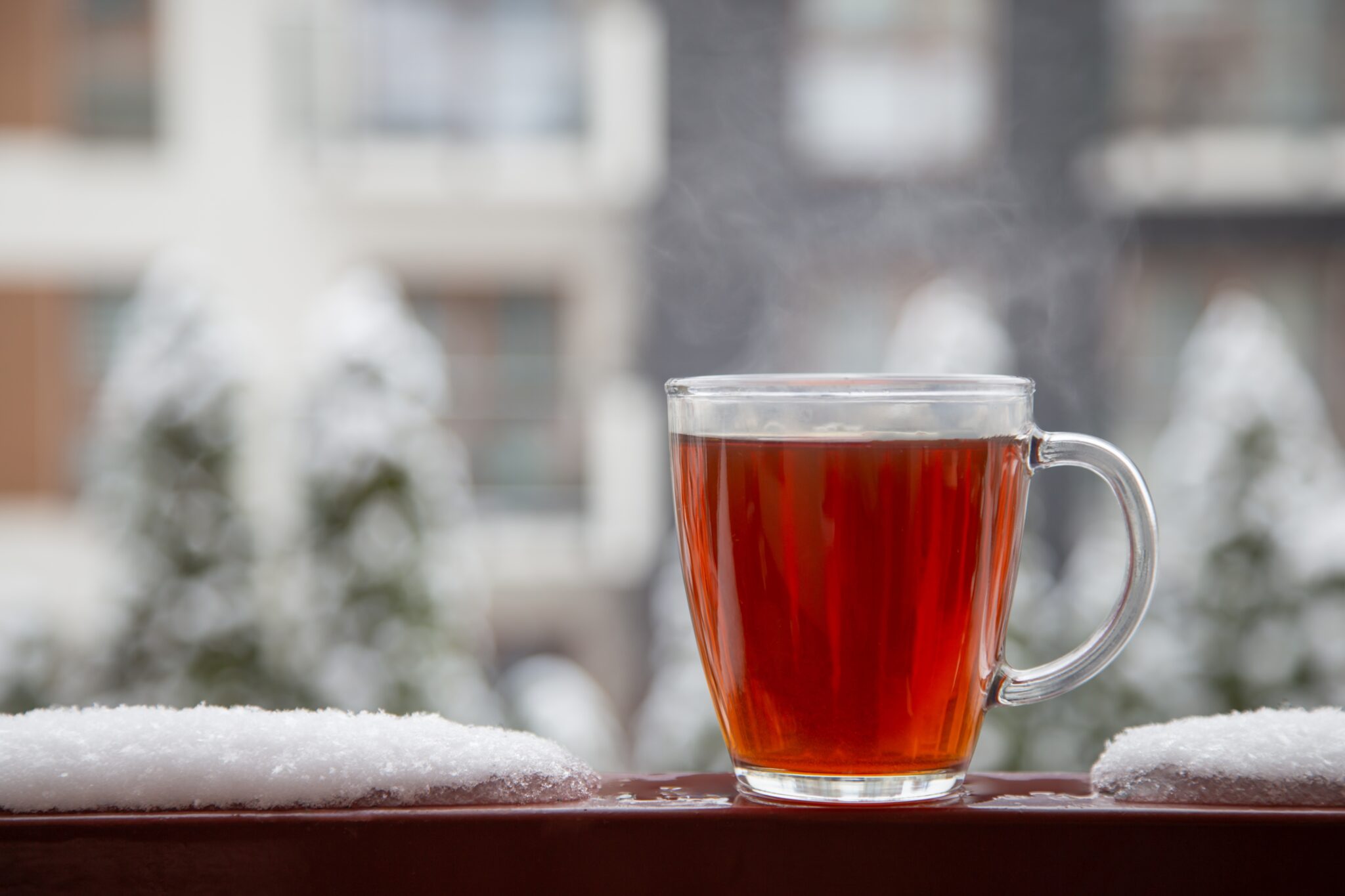 Long-Term Study Finds Tea Drinkers Maintain Stronger Bones Than Heavy ...