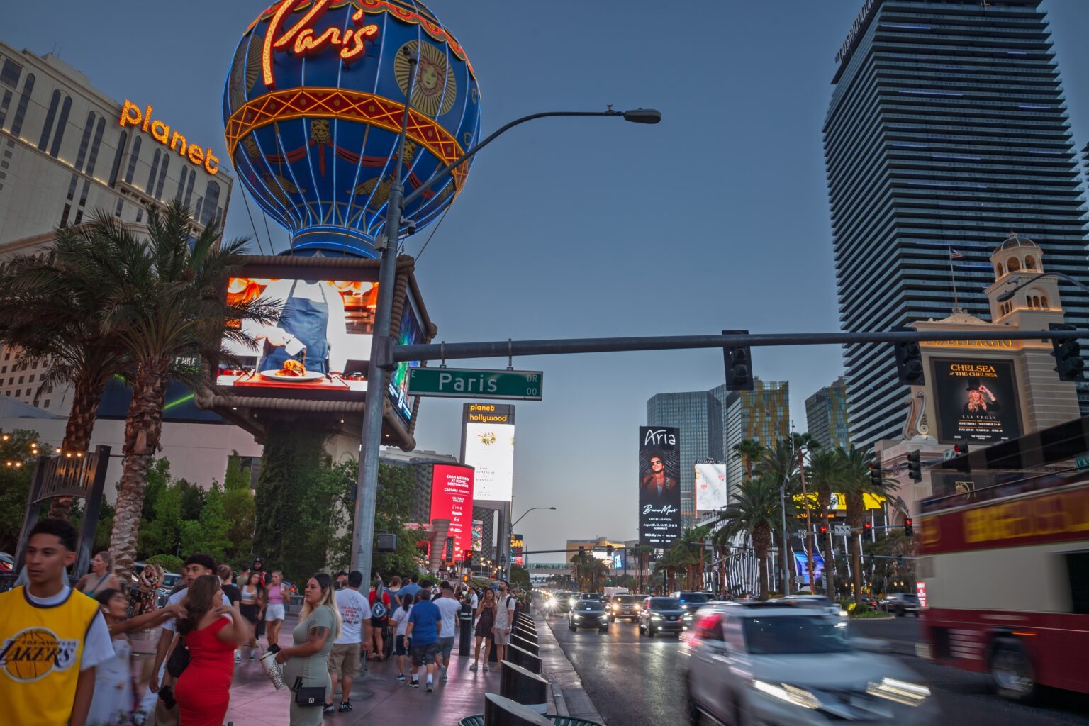Canadian Visitor Numbers to Las Vegas Slide to Two-Decade Low as ...