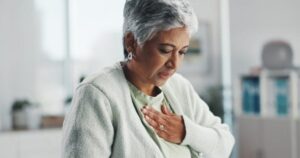 Health: 7 Signs of “Silent” Reflux Damaging Your Throat (Even Without ...