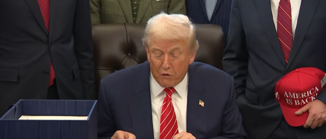 Trump Deletes Video Depicting Obamas After Bipartisan Backlash – [your]NEWS