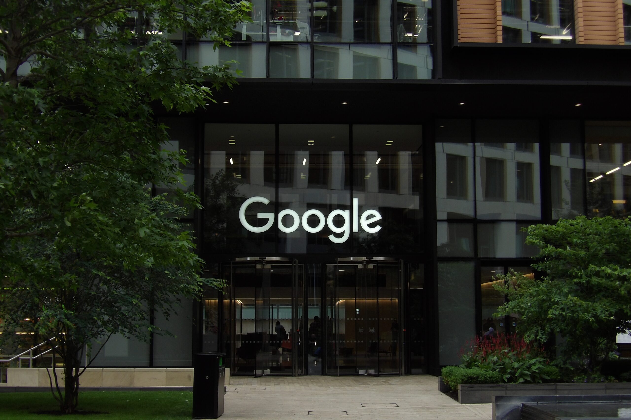 Google Engineer Charged Over $1.2 Million Poly market Insider Trading ...