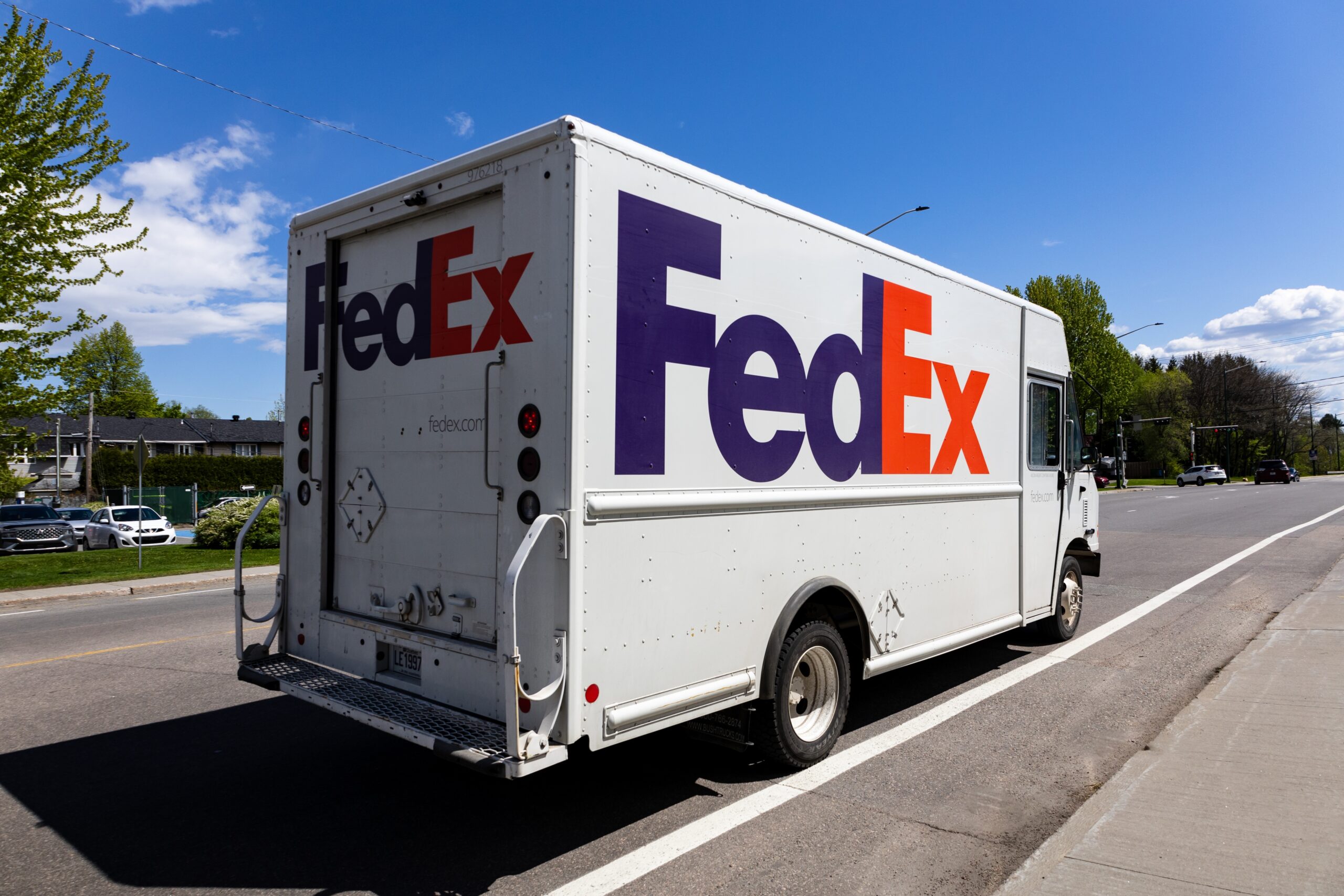 FedEx Enters Rapid Fulfillment Race With Nationwide Same-Day Shipping ...