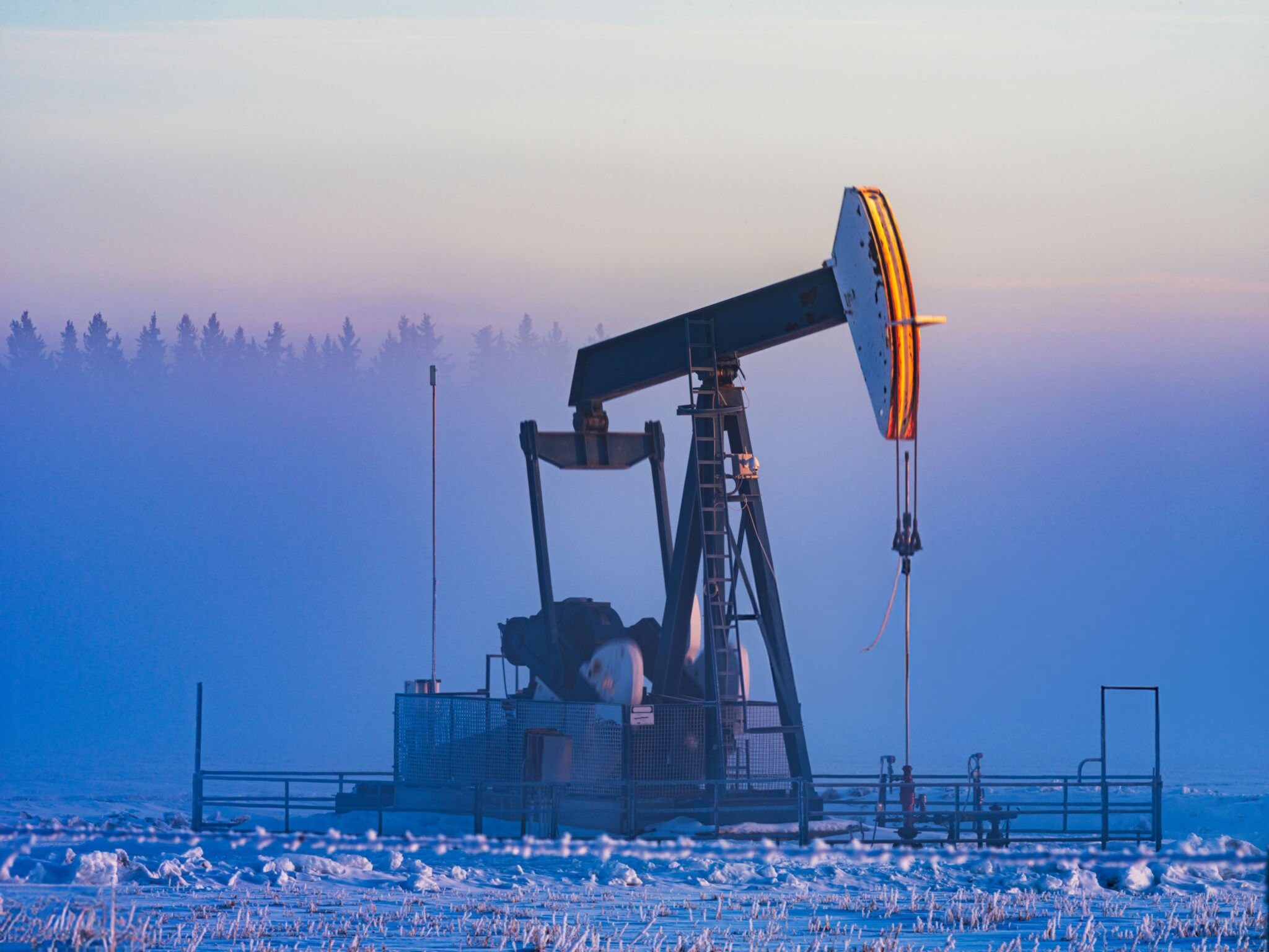 Oil Markets Brace for Volatility as Gulf Conflict Threatens Key Export ...