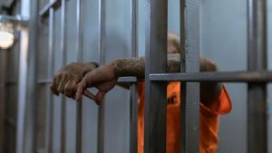 Abbott calls for new initiatives prioritizing violent criminals, ‘rogue ...