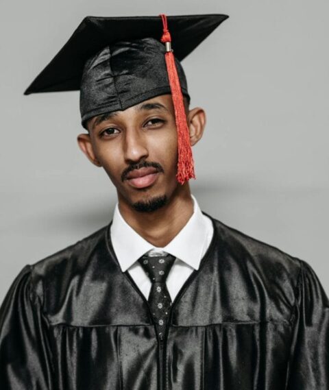 Too Much or Too Cheap? The Truth About 2026 Grad Cash Gifts – [your]NEWS