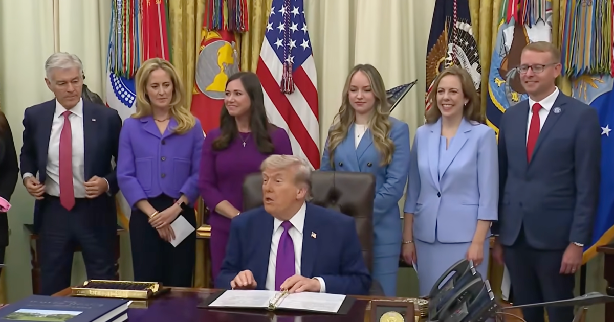 Trump Administration Unveils Moms.gov Portal Focused on Maternal Health ...