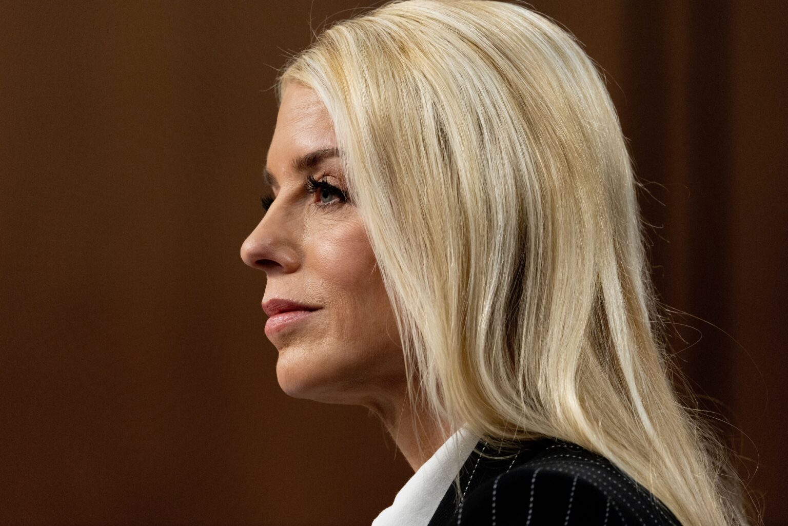Pam Bondi Diagnosed With Thyroid Cancer After Leaving Justice ...