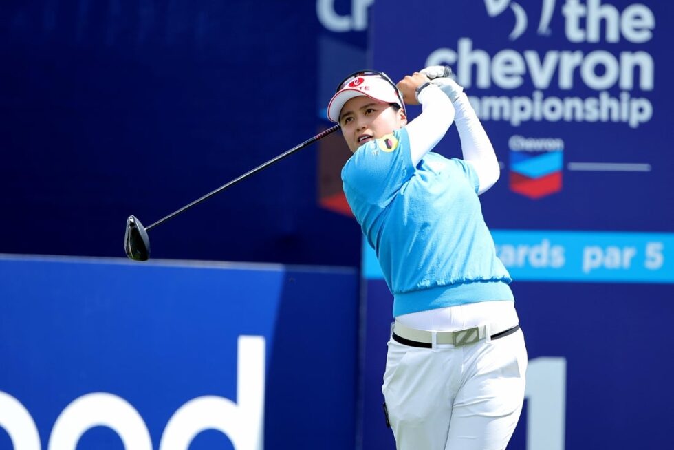 South Korean duo take 1-stroke lead after 3 rounds in Michigan team ...