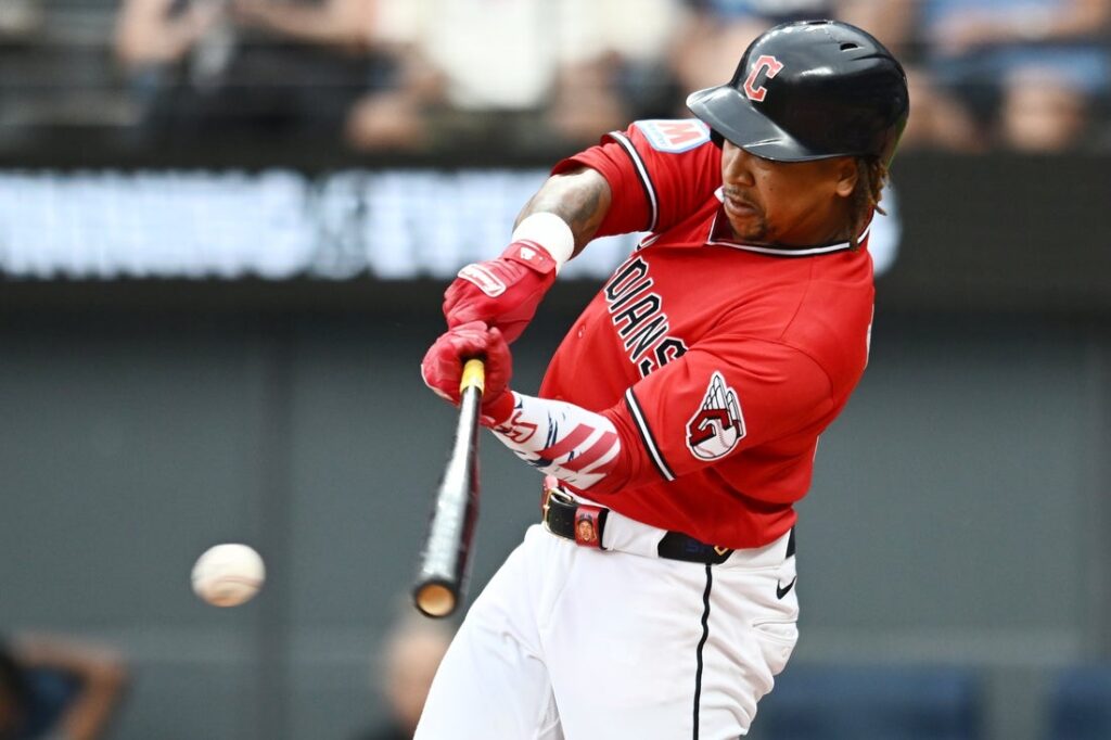 Guardians star Jose Ramirez (fractured hand) headed to IL – [your]NEWS