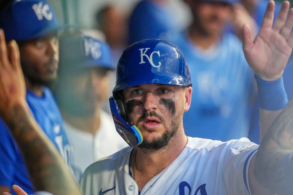 Royals 1B Vinnie Pasquantino (hand) exits vs. Astros – [your]NEWS