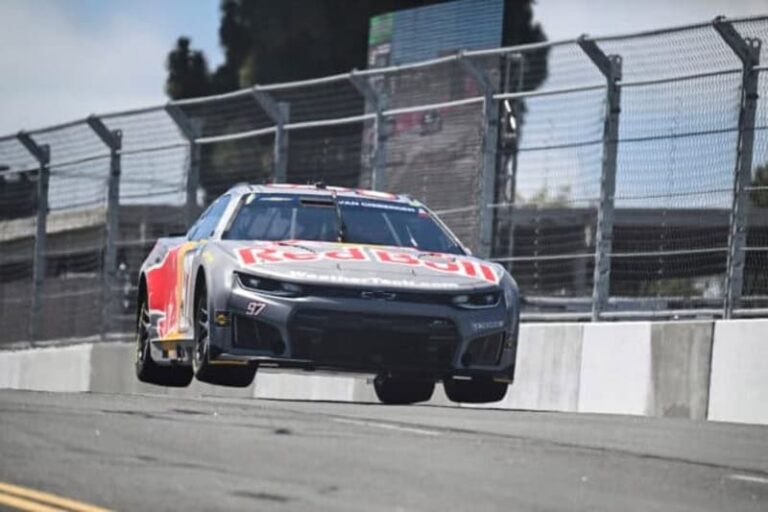 Van Gisbergen’s Daring Wall‑Kiss Pole Lap Turns Coronado Qualifying ...